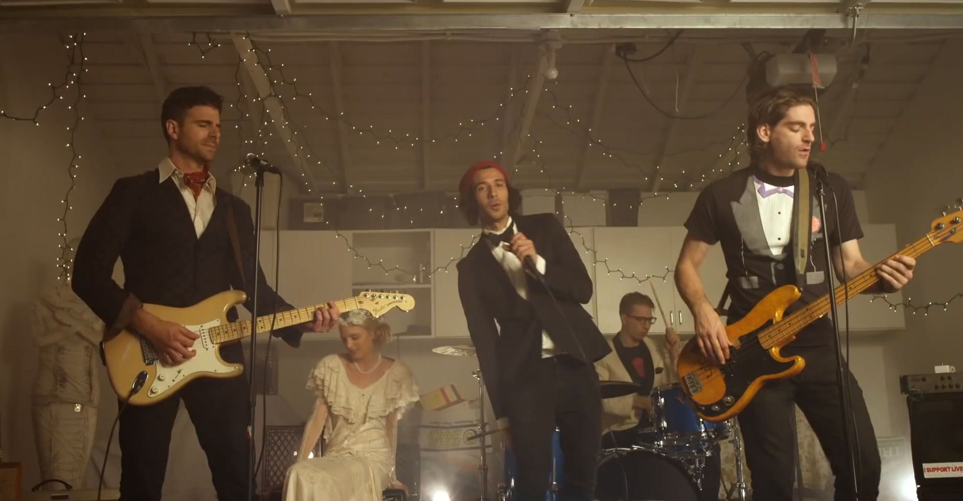 MAGIC! – Rude | Number1 Official Video Klip (HD izle)