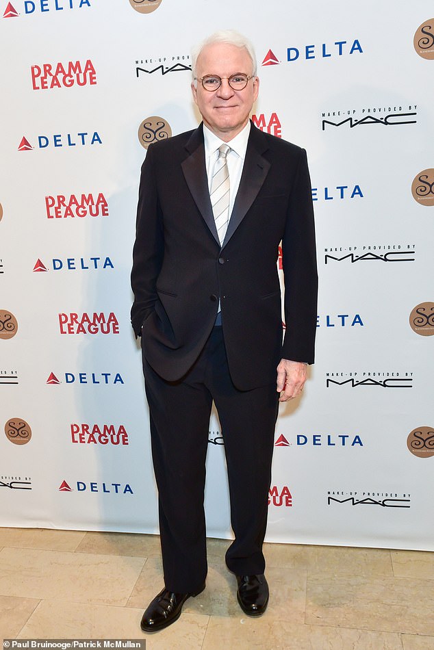 Steve Martin, Twitter üzerinden Covid aşısı olduğunu açıkladı | Number ...