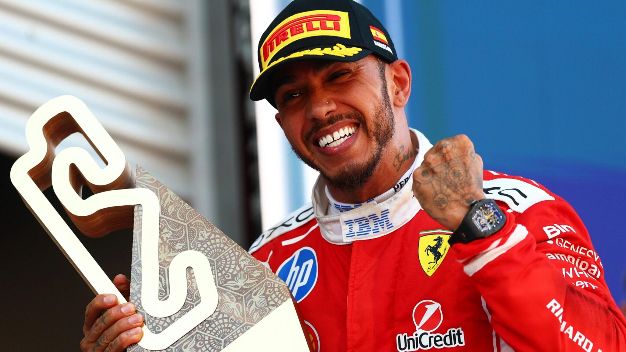 LEWIS HAMILTON İLK FERRARI ZAFERİNİ YAŞADI | Number 1 Fm / Tv